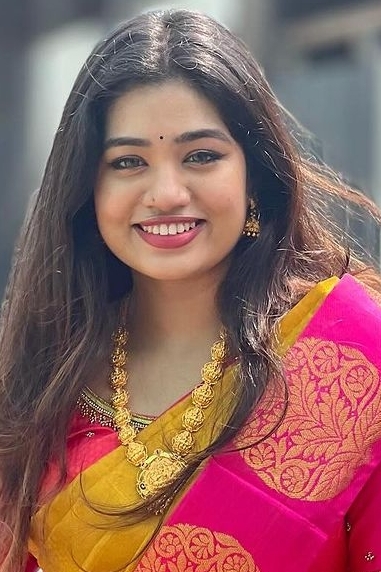 Singer Srinisha Jayaseelan Wiki, Biography, Age, Gallery, Spouse and more