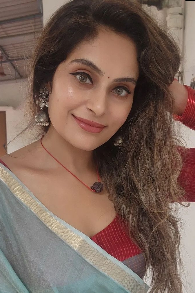 Shrutika Wiki, Biography, Age, Gallery, Spouse and more