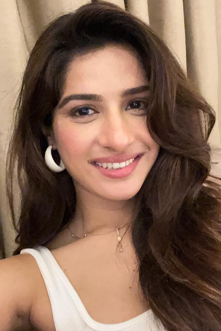 Neha Khan Wiki, Biography, Age, Photos, Spouse and more