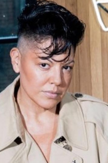 Sara Ramirez Wiki, Biography, Age, Gallery, Spouse and more