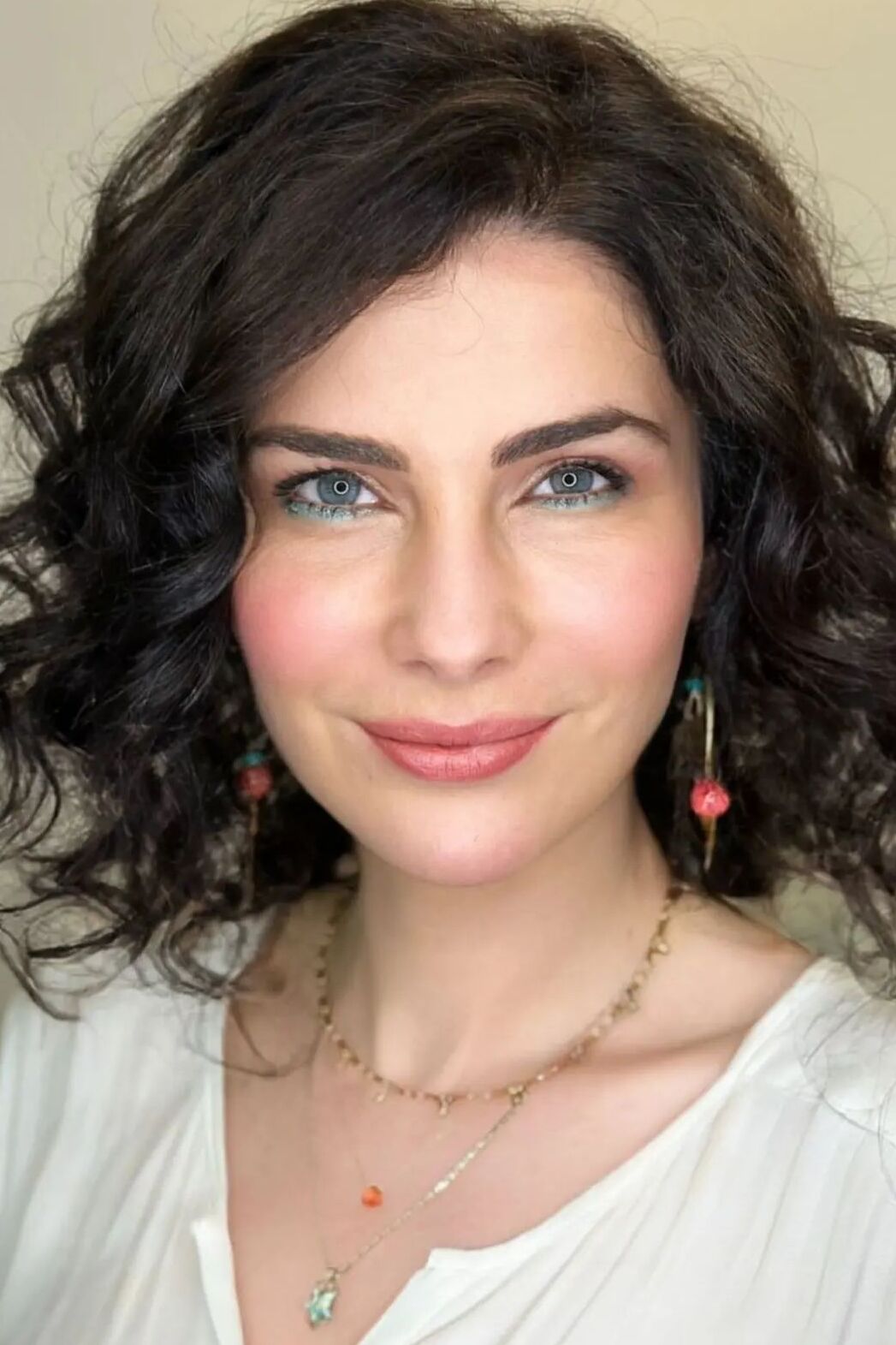 Ece Özdikici Wiki, Biography, Age, Gallery, Spouse and more