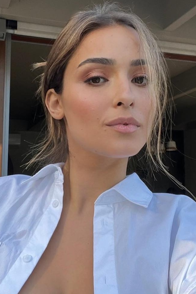 Angie Costa Wiki, Biography, Age, Gallery, Spouse and more