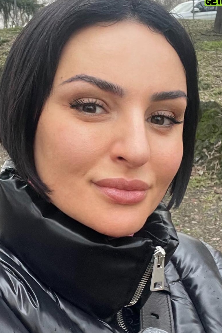 Arisa Wiki, Biography, Age, Gallery, Spouse and more