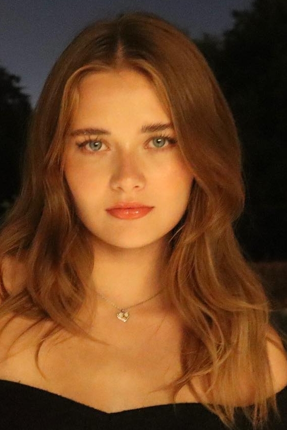 Reylynn Caster Wiki, Biography, Age, Gallery, Spouse and more