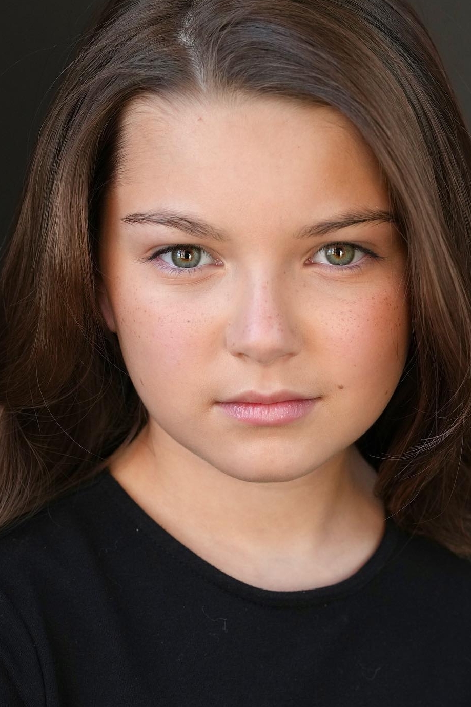 Mila Harris Wiki, Biography, Age, Photos, Spouse and more