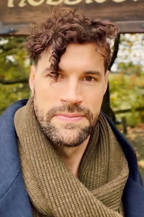 Joel Smallbone Wiki, Biography, Age, Gallery, Spouse and more