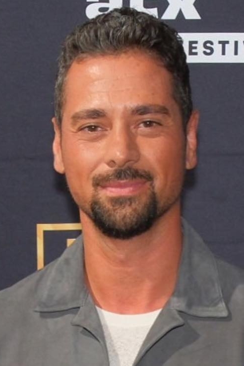 J.R. Ramirez Wiki, Biography, Age, Gallery, Spouse and more