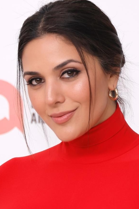 Niousha Noor Wiki, Biography, Age, Gallery, Spouse and more