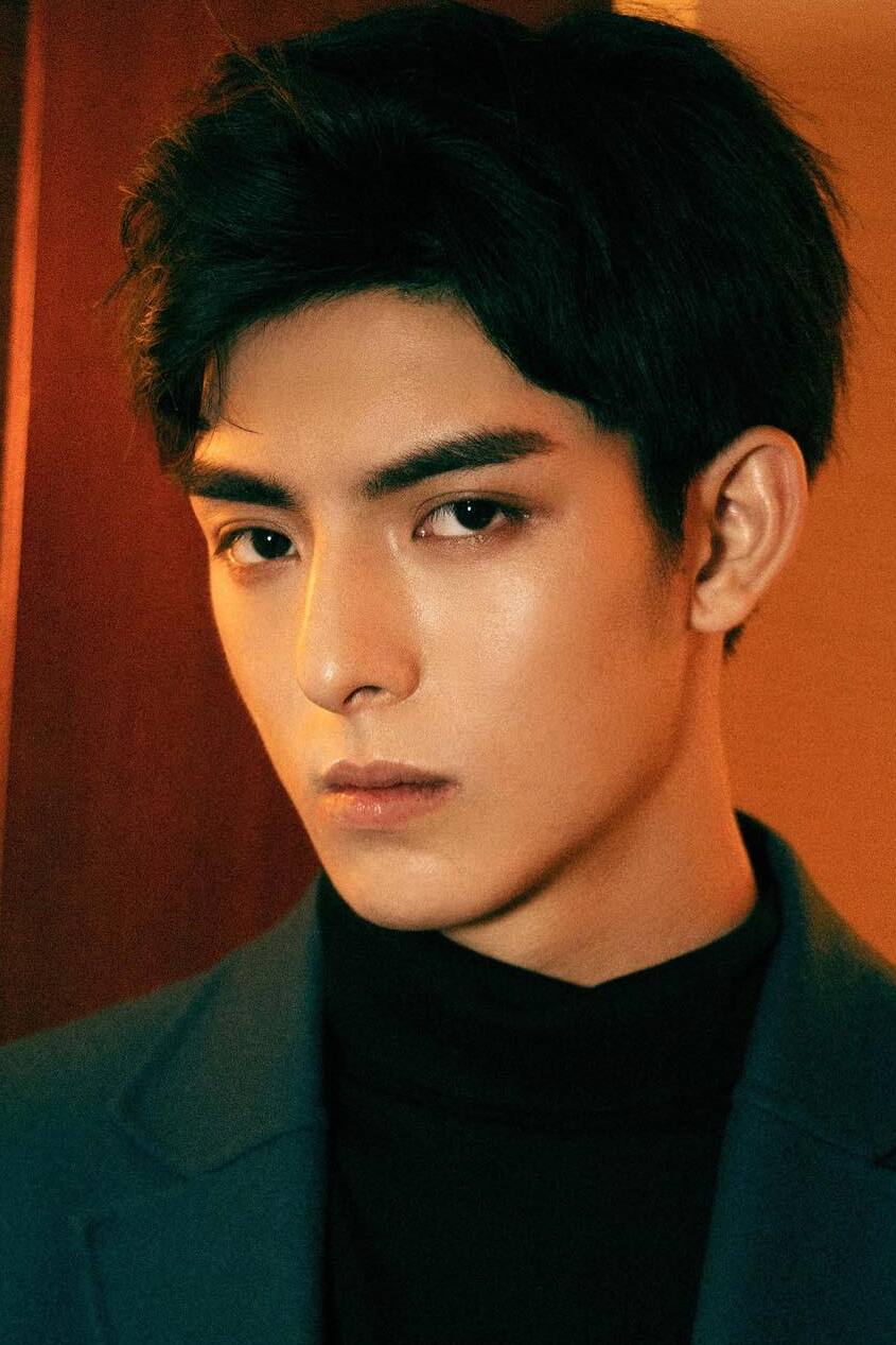 Wang Haoxuan Wiki, Biography, Age, Gallery, Spouse and more