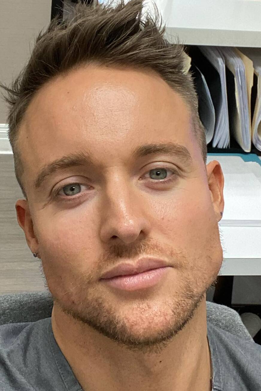 Simon Sherry-Wood Wiki, Biography, Age, Gallery, Spouse and more