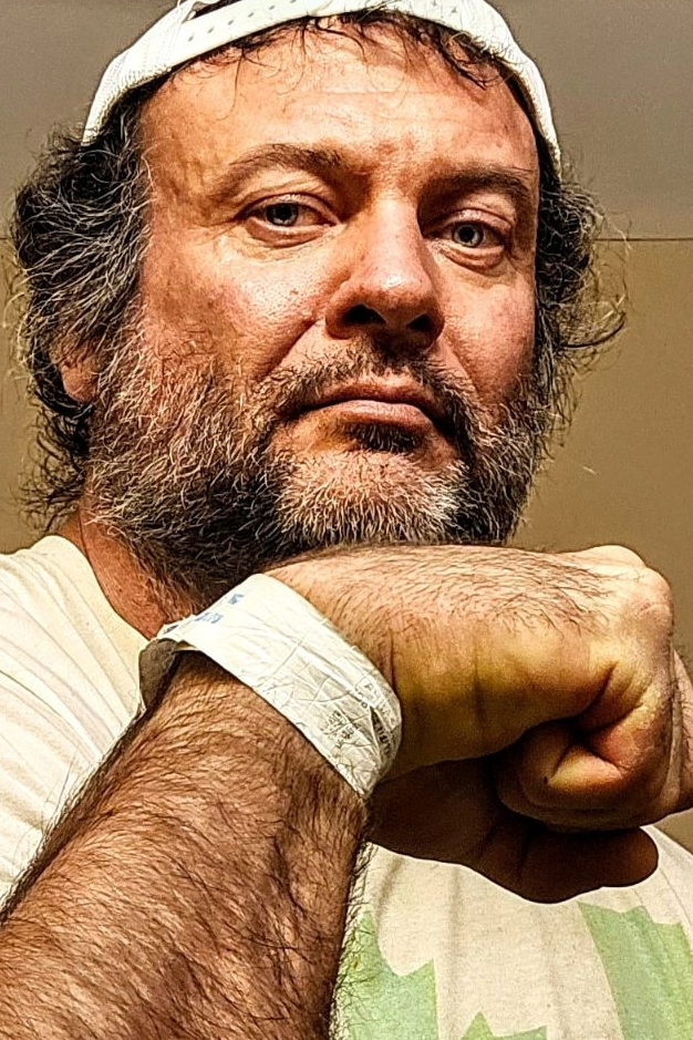 Devon Larratt Wiki, Biography, Age, Gallery, Spouse and more