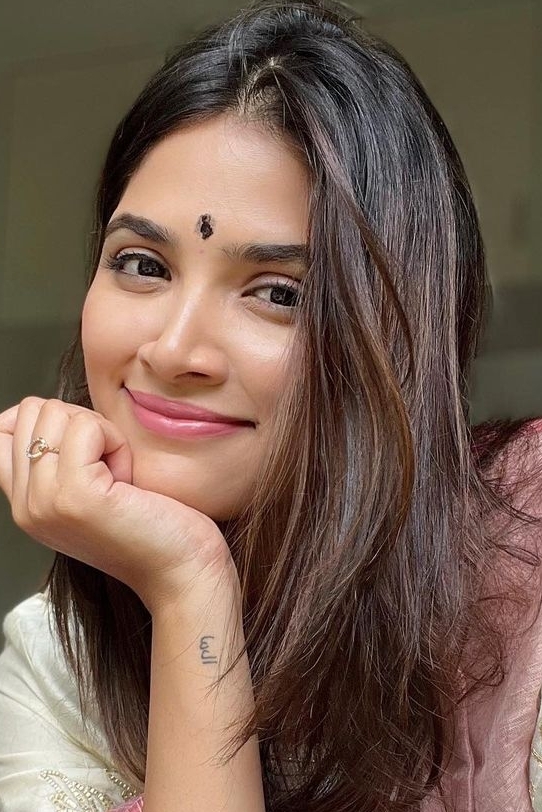 Sayli Patil Wiki, Biography, Age, Gallery, Spouse and more