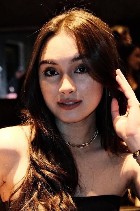 Caitlin Halderman Wiki, Biography, Age, Gallery, Spouse and more