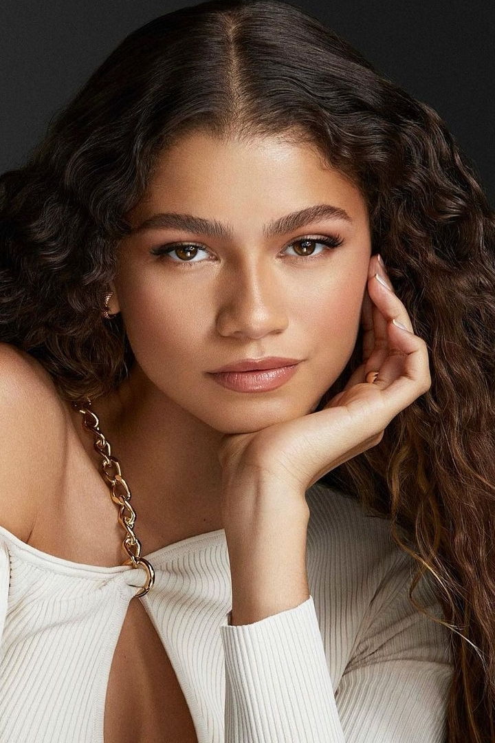 Top 100 Most Popular Female Actresses Worldwide: 2025 Rankings | Gethu ...