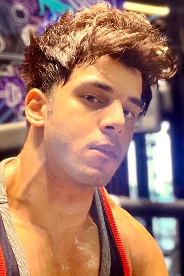 Siddharth Sharma Wiki, Biography, Age, Photos, Spouse and more