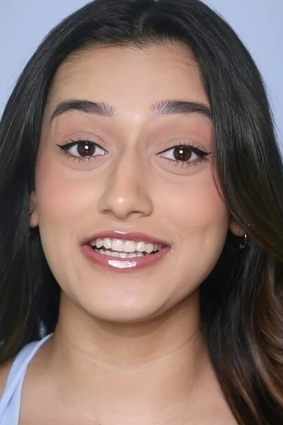 Aashi Adani Wiki, Biography, Age, Photos, Spouse and more
