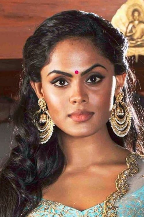 Karthika Nair Wiki, Biography, Age, Gallery, Spouse and more
