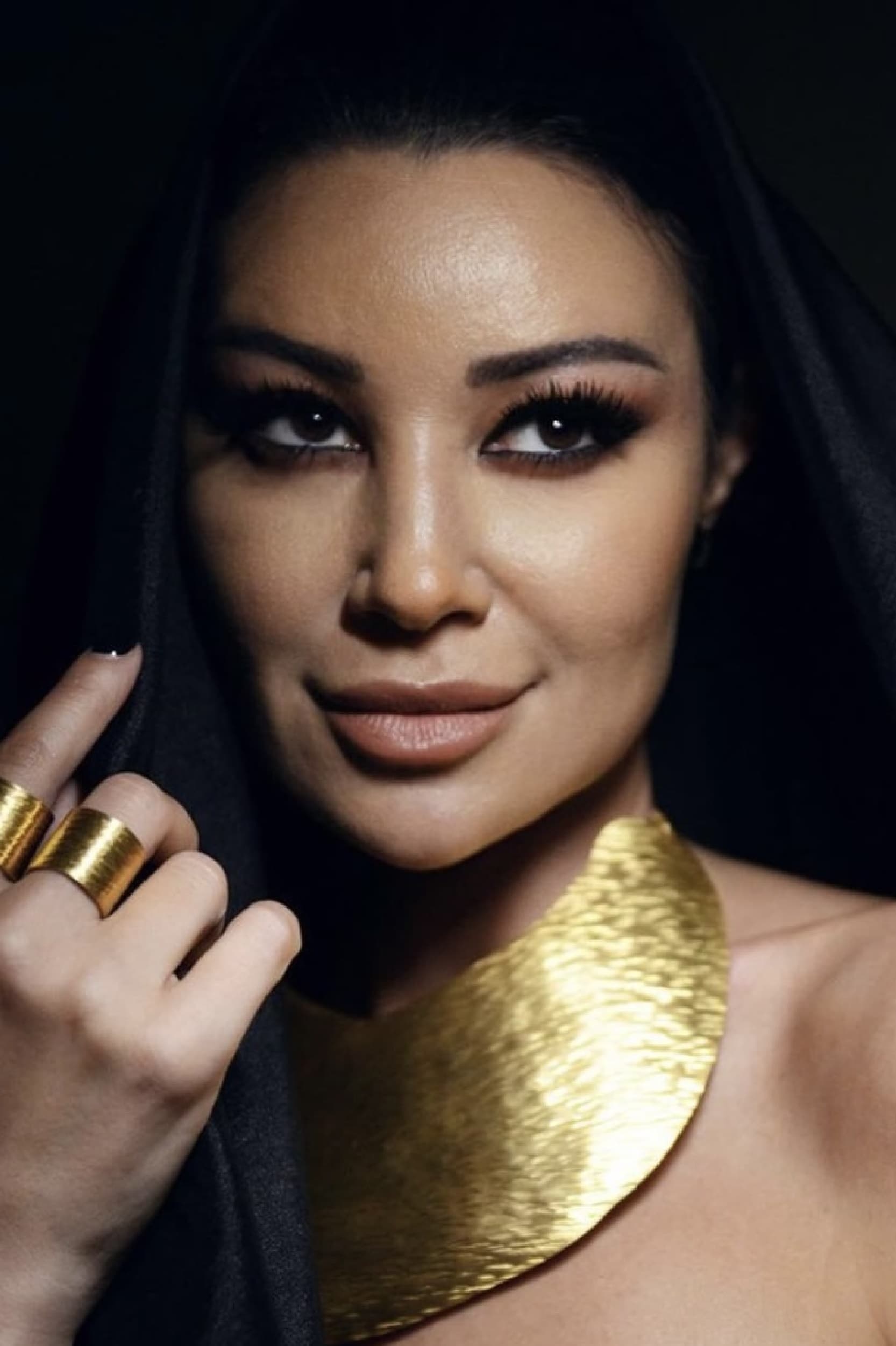 Arwa Gouda Wiki, Biography, Age, Gallery, Spouse and more