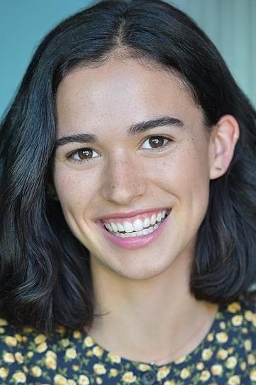 Emma Pasarow Wiki, Biography, Age, Photos, Spouse and more