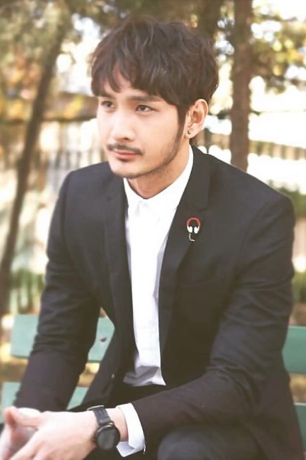 Cedric Loo Wiki, Biography, Age, Photos, Spouse and more