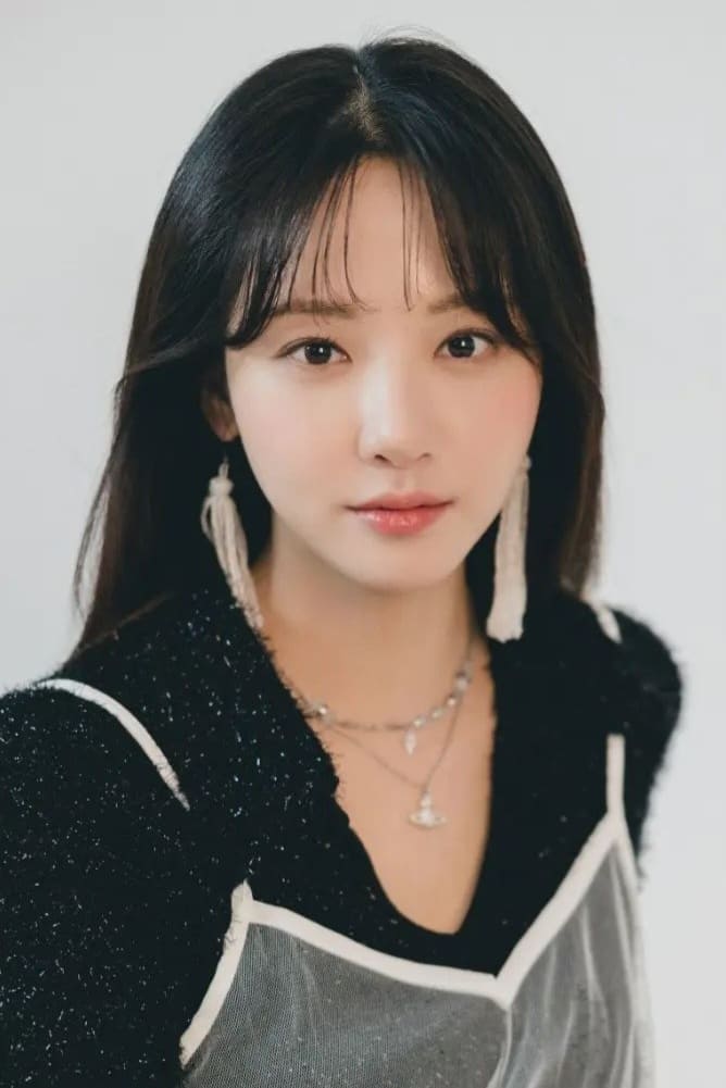 Kim Min-ah Wiki, Biography, Age, Gallery, Spouse and more