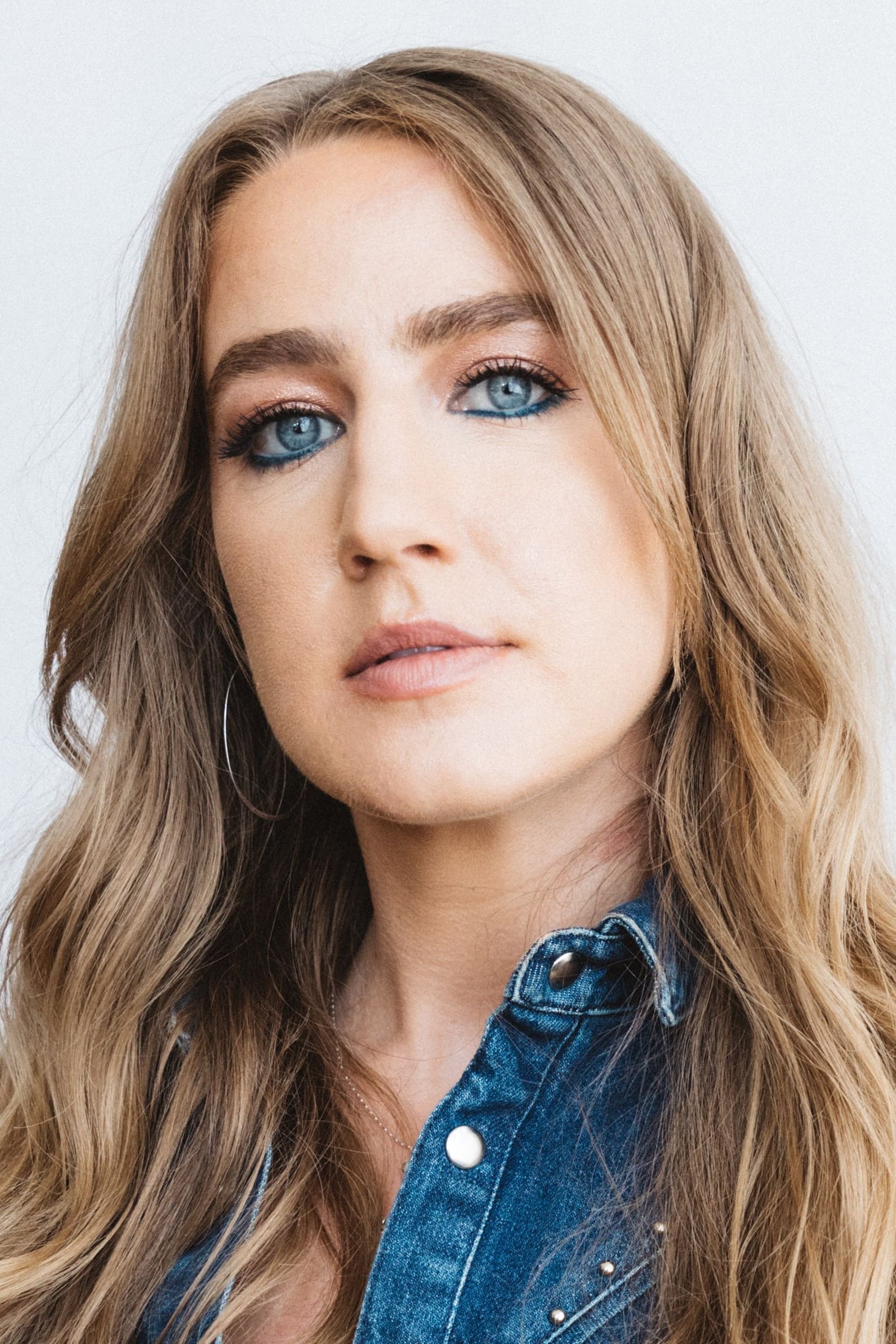 Ingrid Andress Wiki, Biography, Age, Gallery, Spouse and more