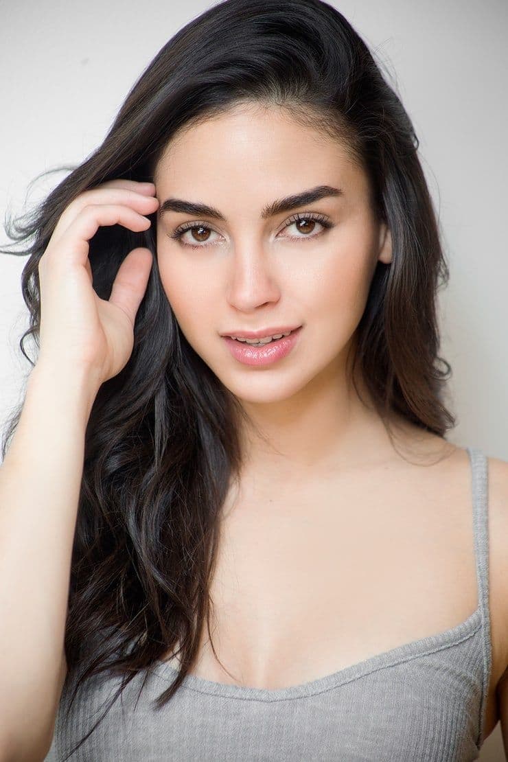 Melissa Barrera Wiki, Biography, Age, Gallery, Spouse and more