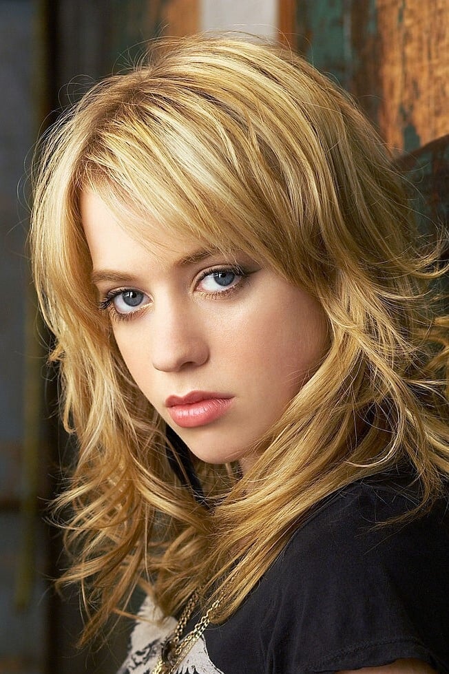 Alexz Johnson Wiki, Biography, Age, Gallery, Spouse and more