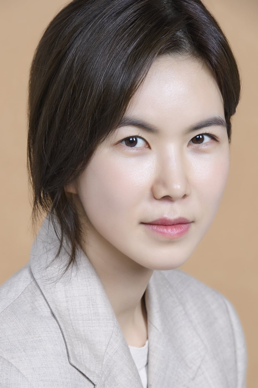 Gong Min-jeung Wiki, Biography, Age, Gallery, Spouse and more