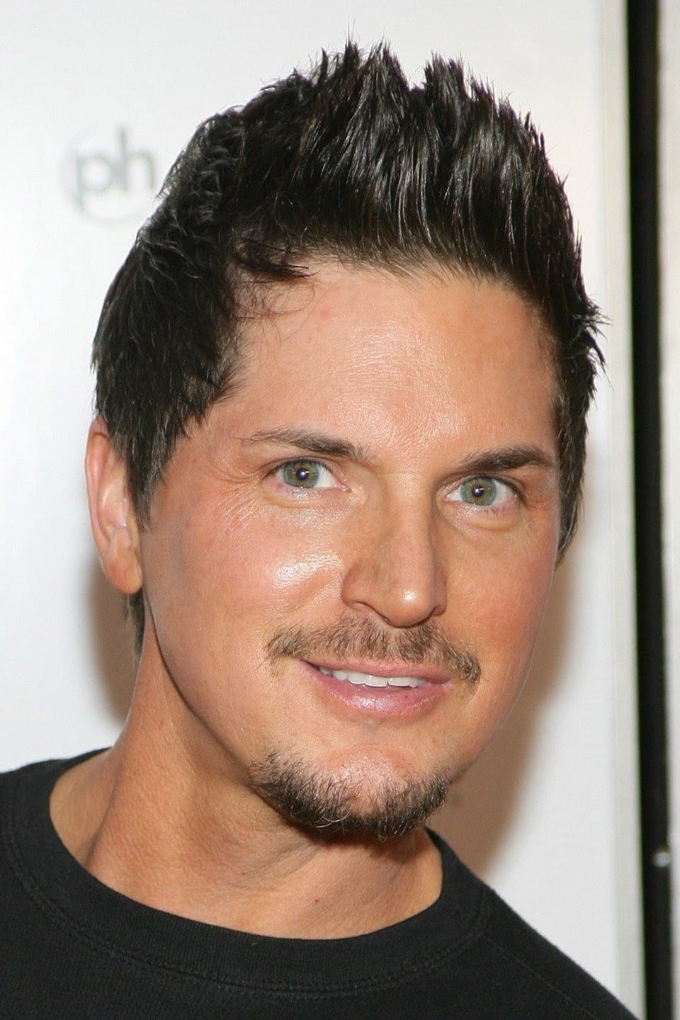 Zak Bagans Wiki, Biography, Age, Photos, Spouse and more