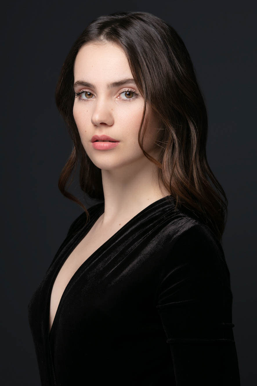 Almila Ada Wiki, Biography, Age, Gallery, Spouse and more