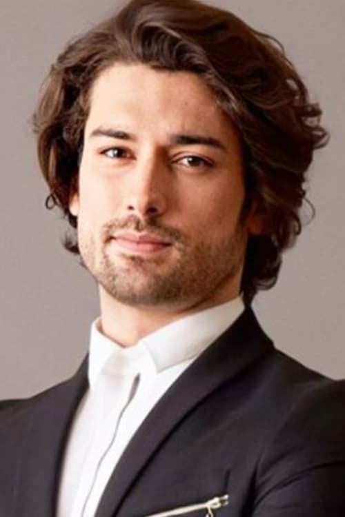 Alp Navruz Wiki, Biography, Age, Gallery, Spouse and more