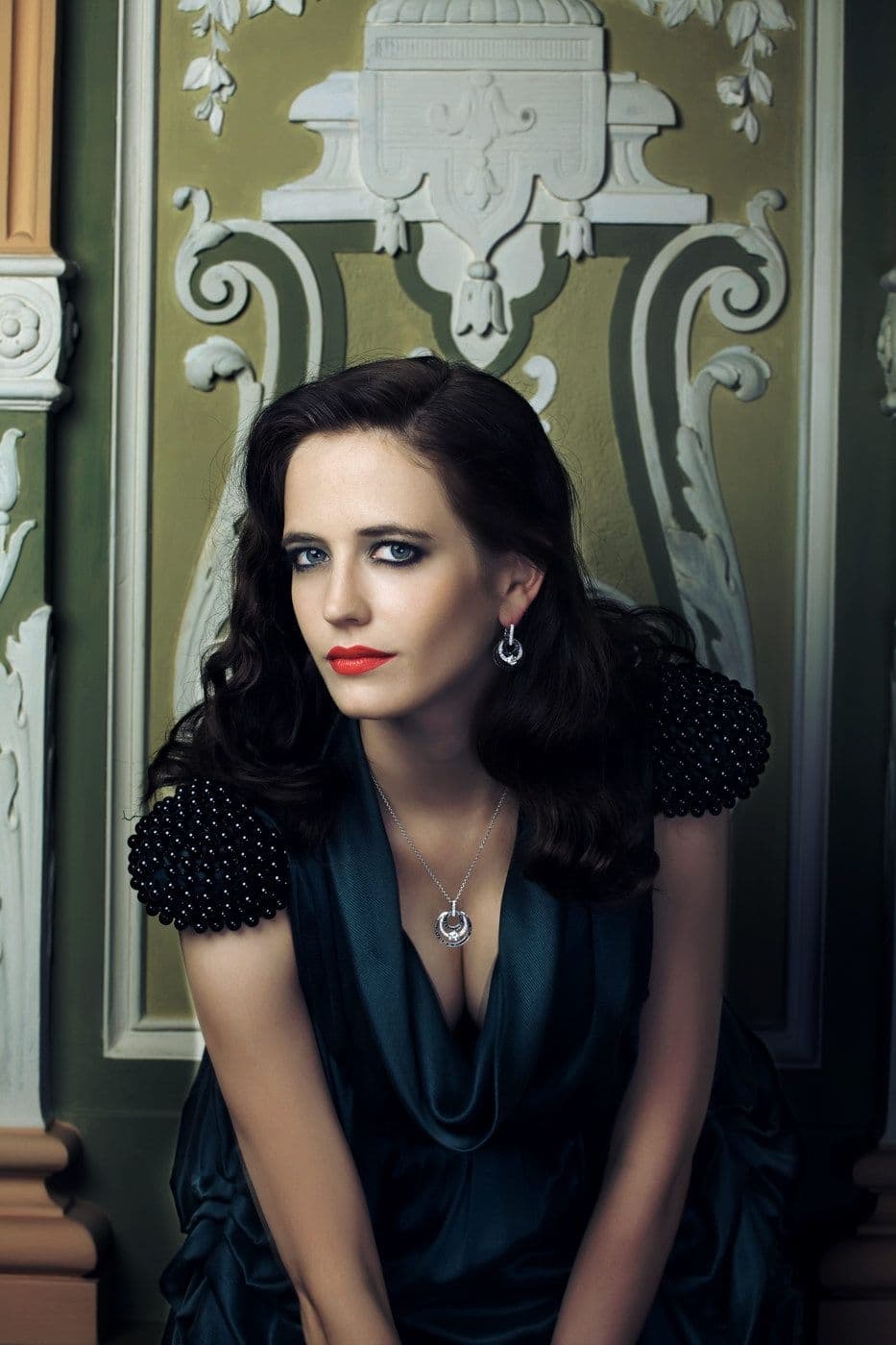 Eva Green Wiki, Biography, Age, Gallery, Spouse and more