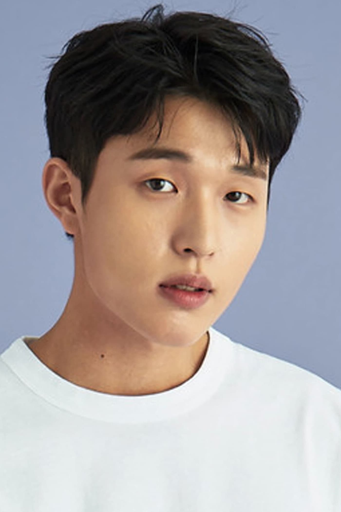 Jin Ho-eun Wiki, Biography, Age, Gallery, Spouse and more