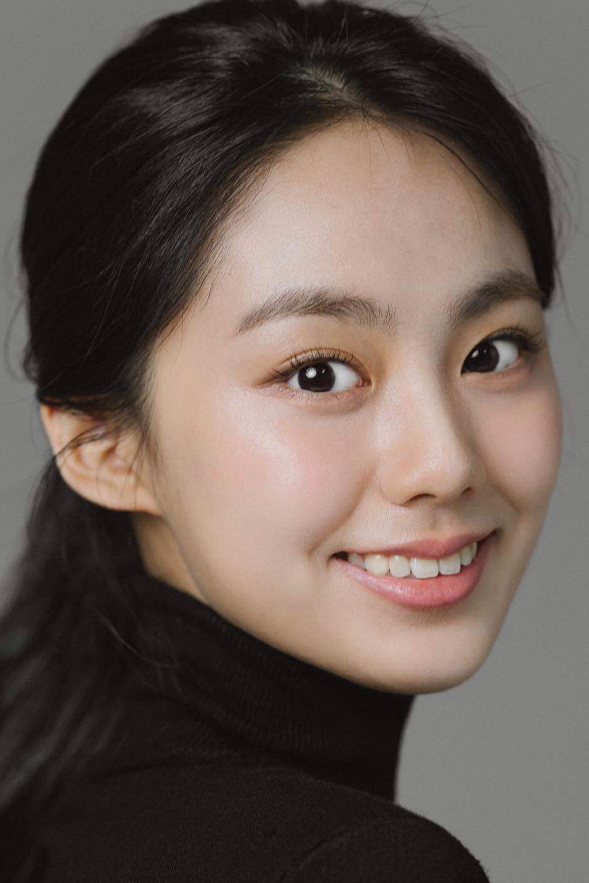 Lee Seo-yeon Wiki, Biography, Age, Gallery, Spouse and more