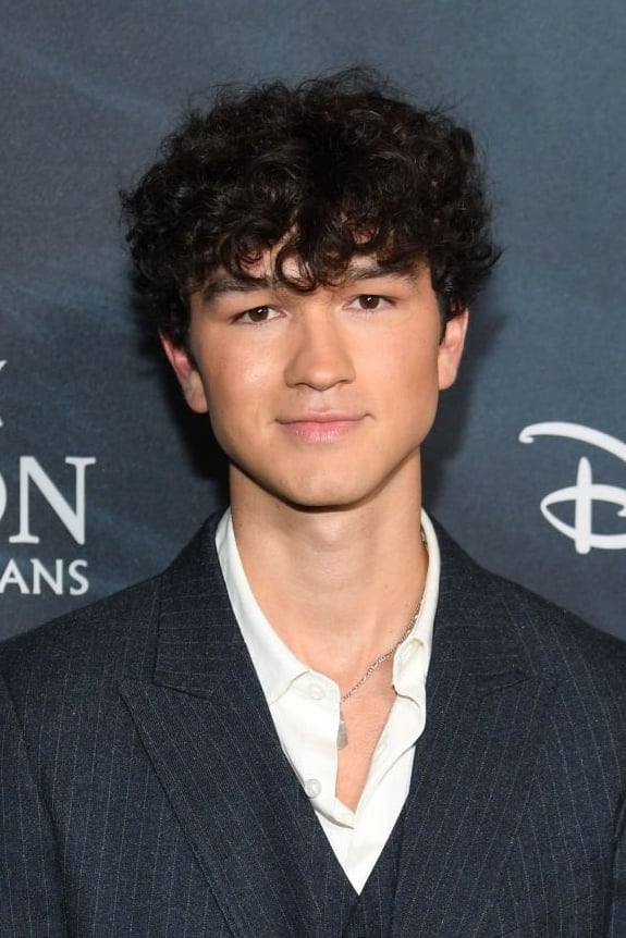 Charlie Bushnell Wiki, Biography, Age, Gallery, Spouse and more