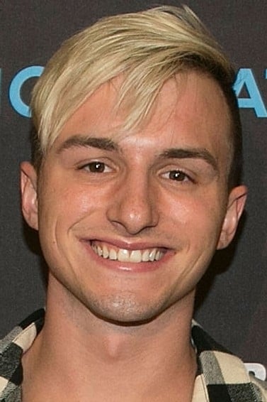 Lucas Cruikshank Wiki, Biography, Age, Gallery, Spouse and more