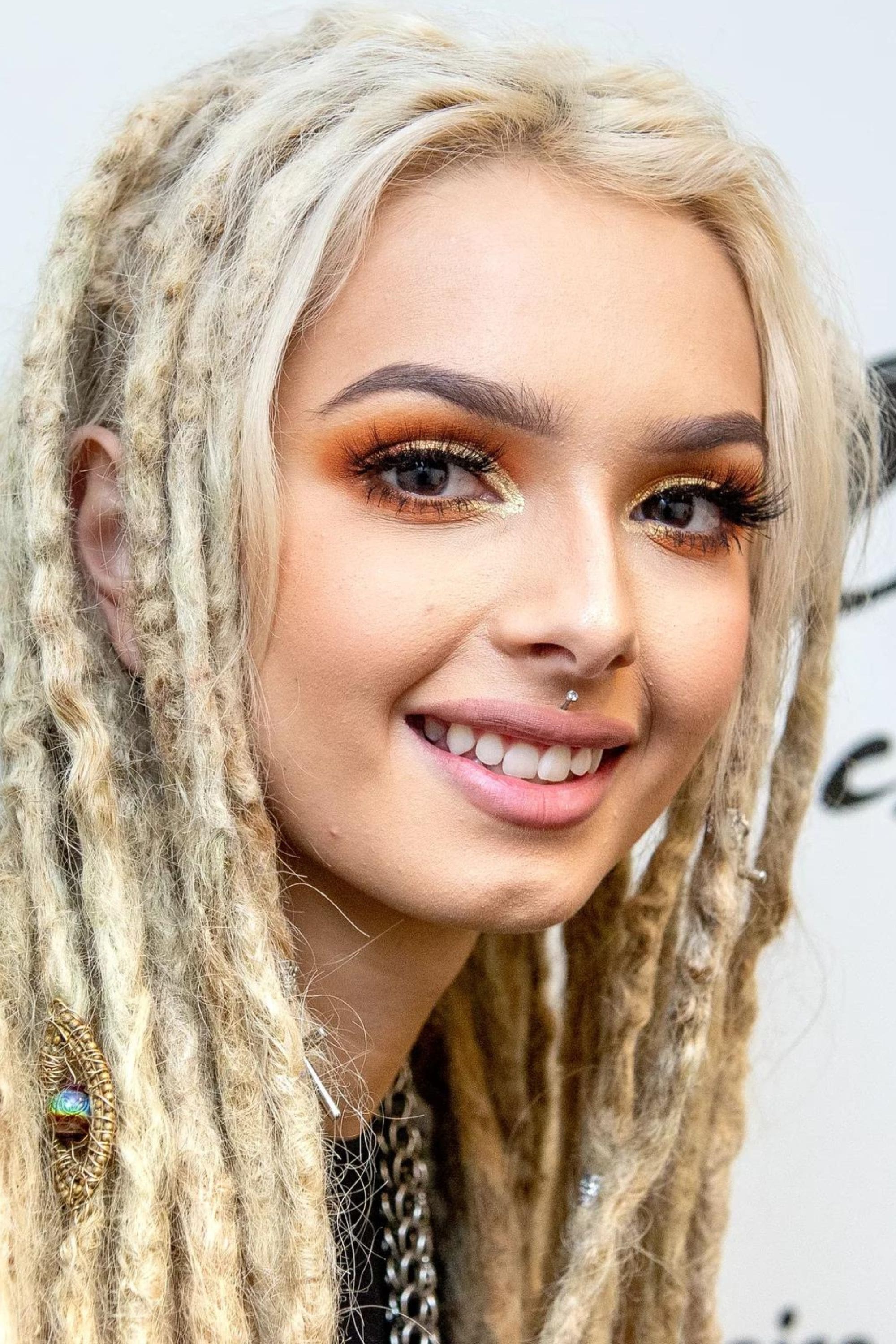 Zhavia Wiki, Biography, Age, Gallery, Spouse and more