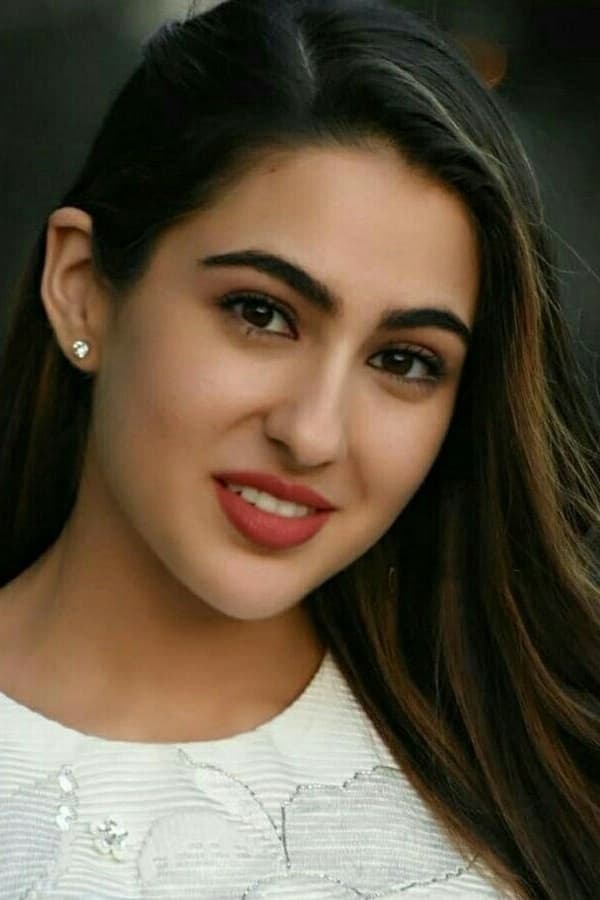 Sara Ali Khan Wiki, Biography, Age, Gallery, Spouse and more