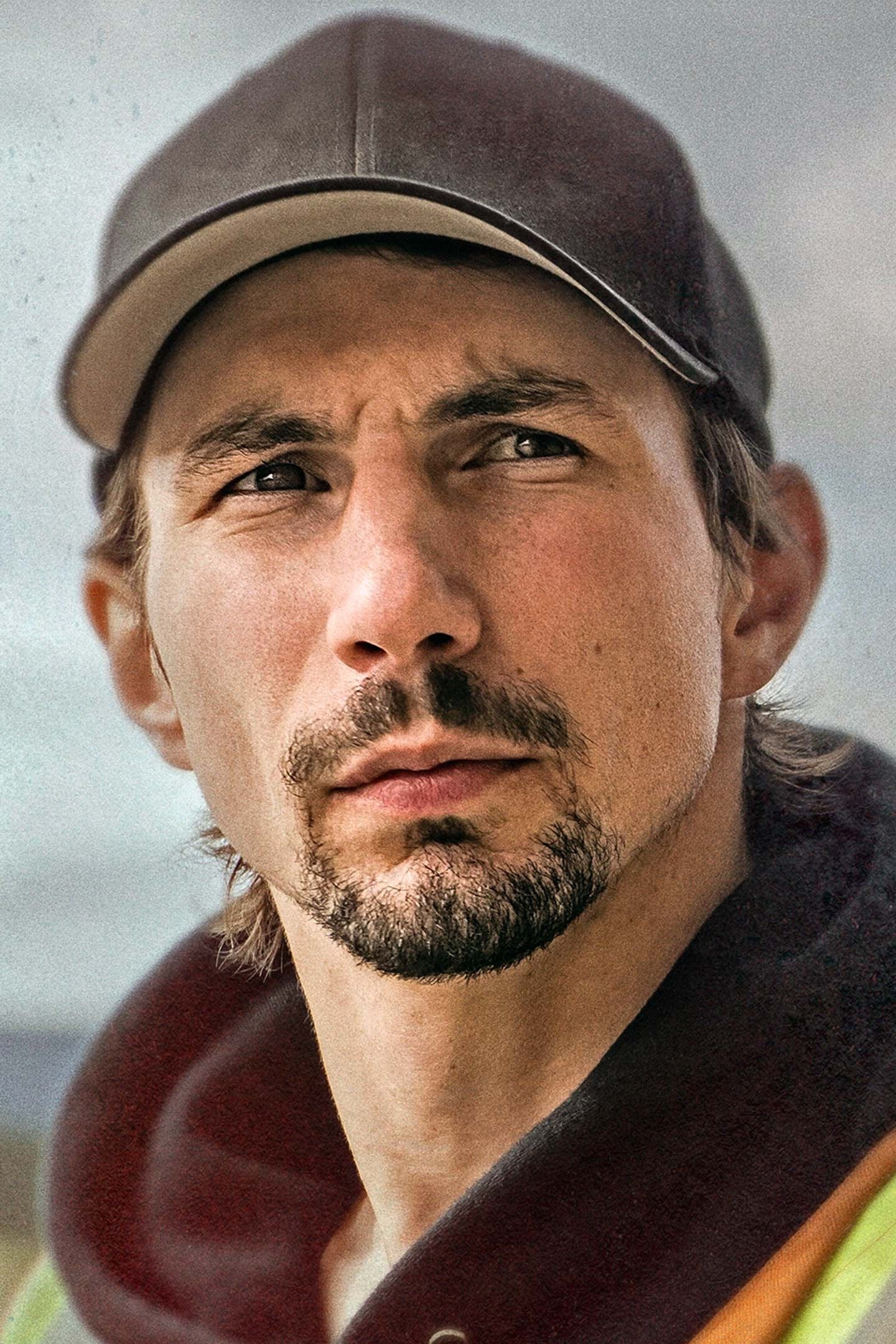 Parker Schnabel Wiki, Biography, Age, Gallery, Spouse and more