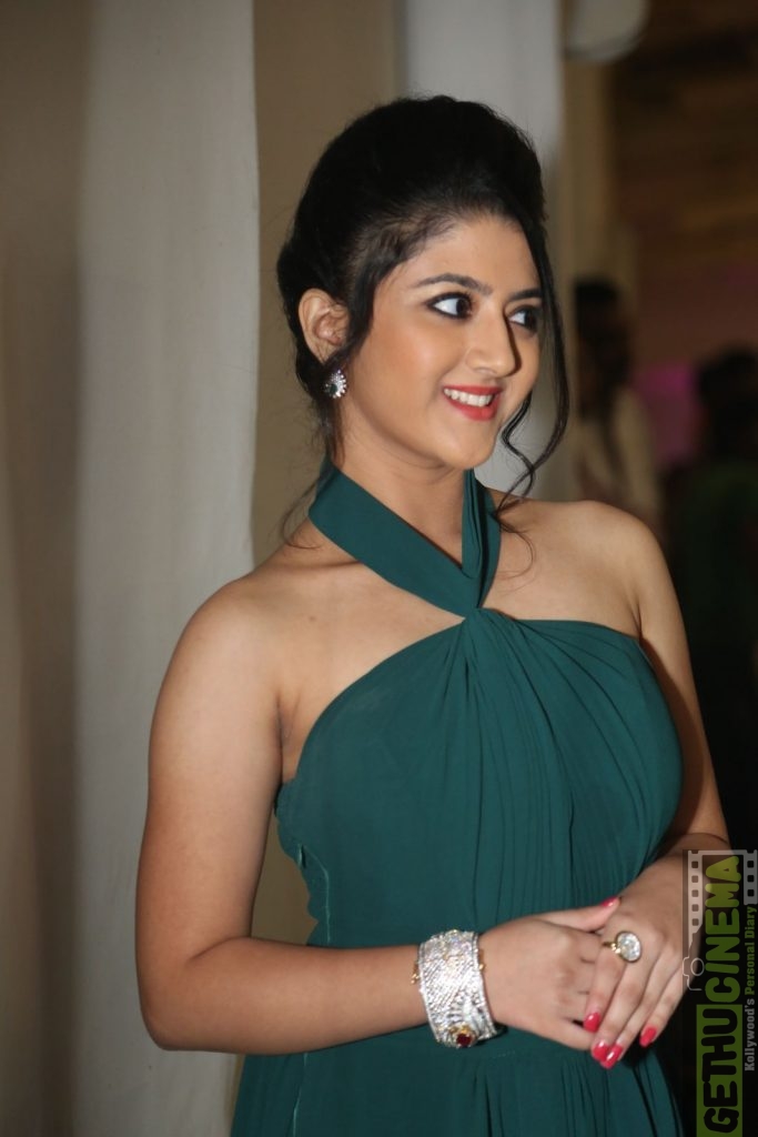 Actress Shriya Sharma Latest New HD Gallery - Gethu Cinema