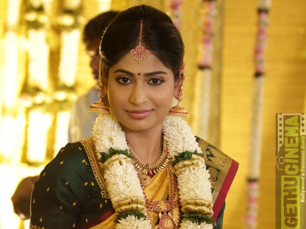 Actress Vijayalakshmi Gallery | Gethu Cinema