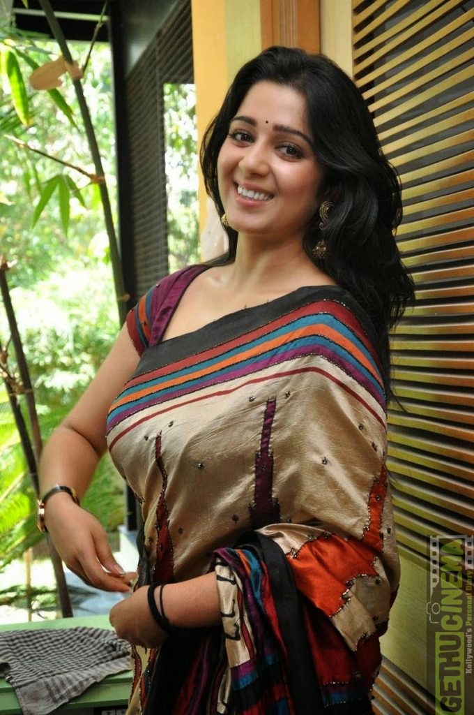 Actress Charmi Gallery | Gethu Cinema