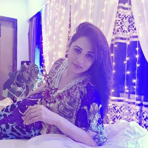 Actress Mandy Takhar Latest Gallery - Gethu Cinema