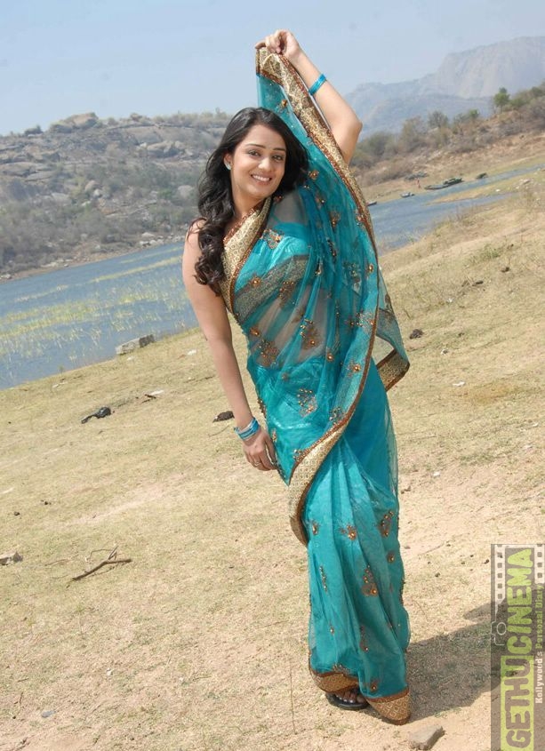 Actress Nikita Thukral Latest Photos - Gethu Cinema