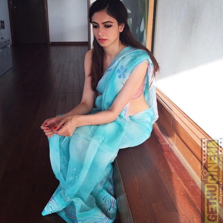 Simran Kaur Mundi (18) | Gethu Cinema