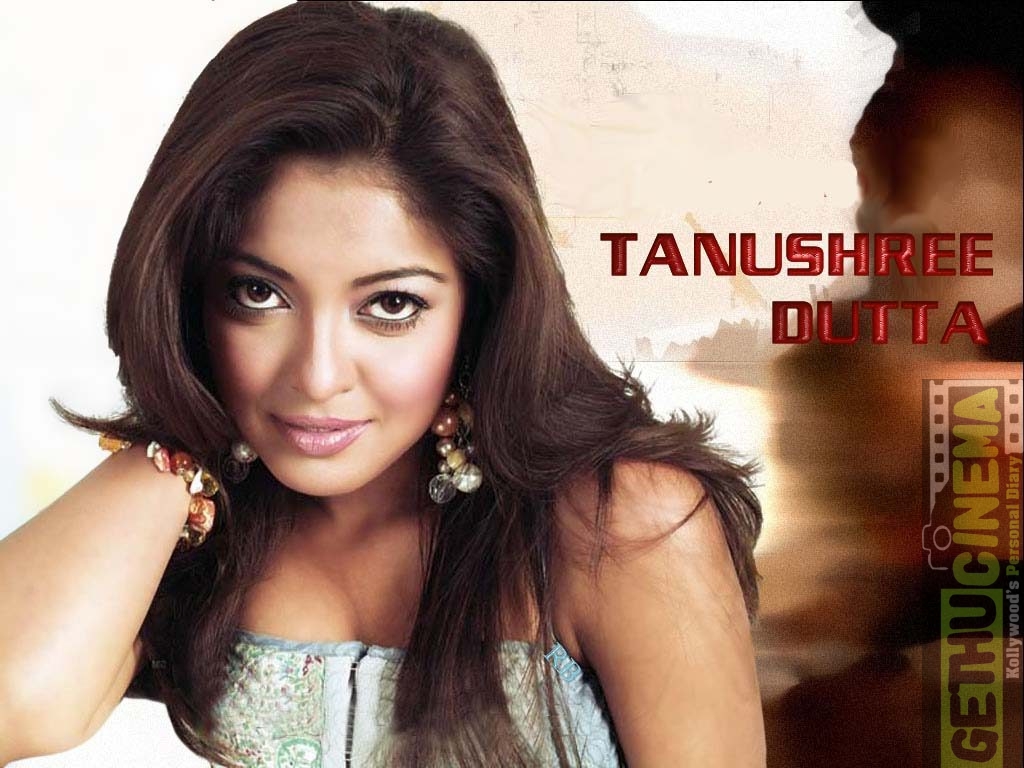 Actress Tanushree Dutta Gallery | Gethu Cinema