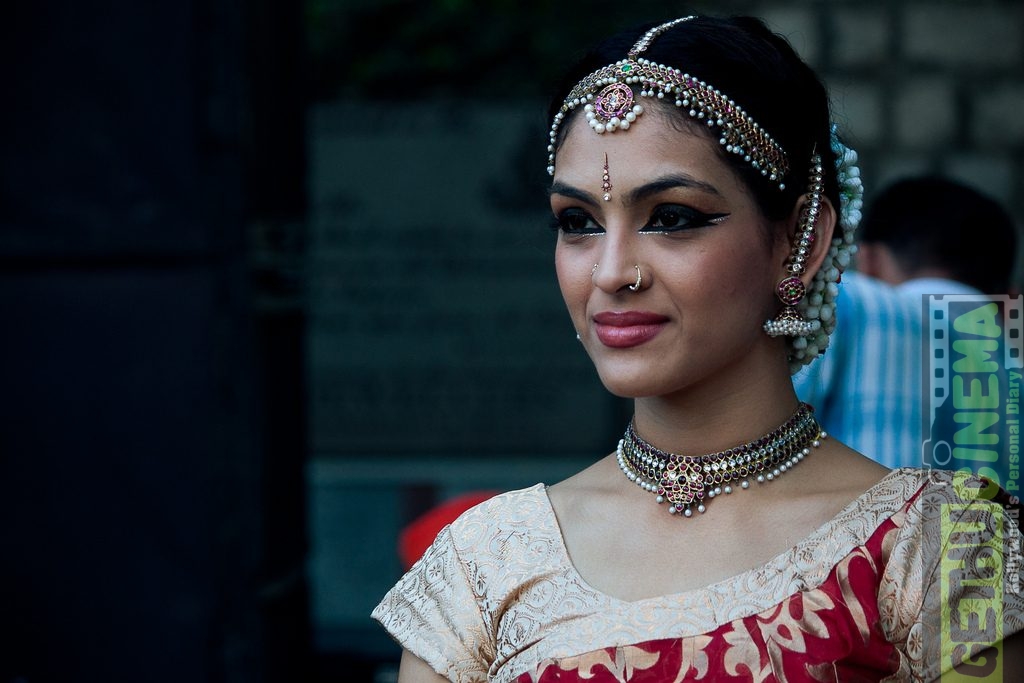 Actress Rukmini Vijayakumar gallery | Gethu Cinema