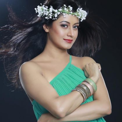 Actress Reenu Mathews cute gallery - Gethu Cinema