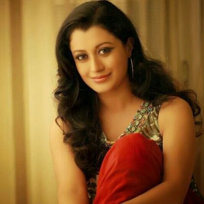 Actress Reenu Mathews cute gallery - Gethu Cinema